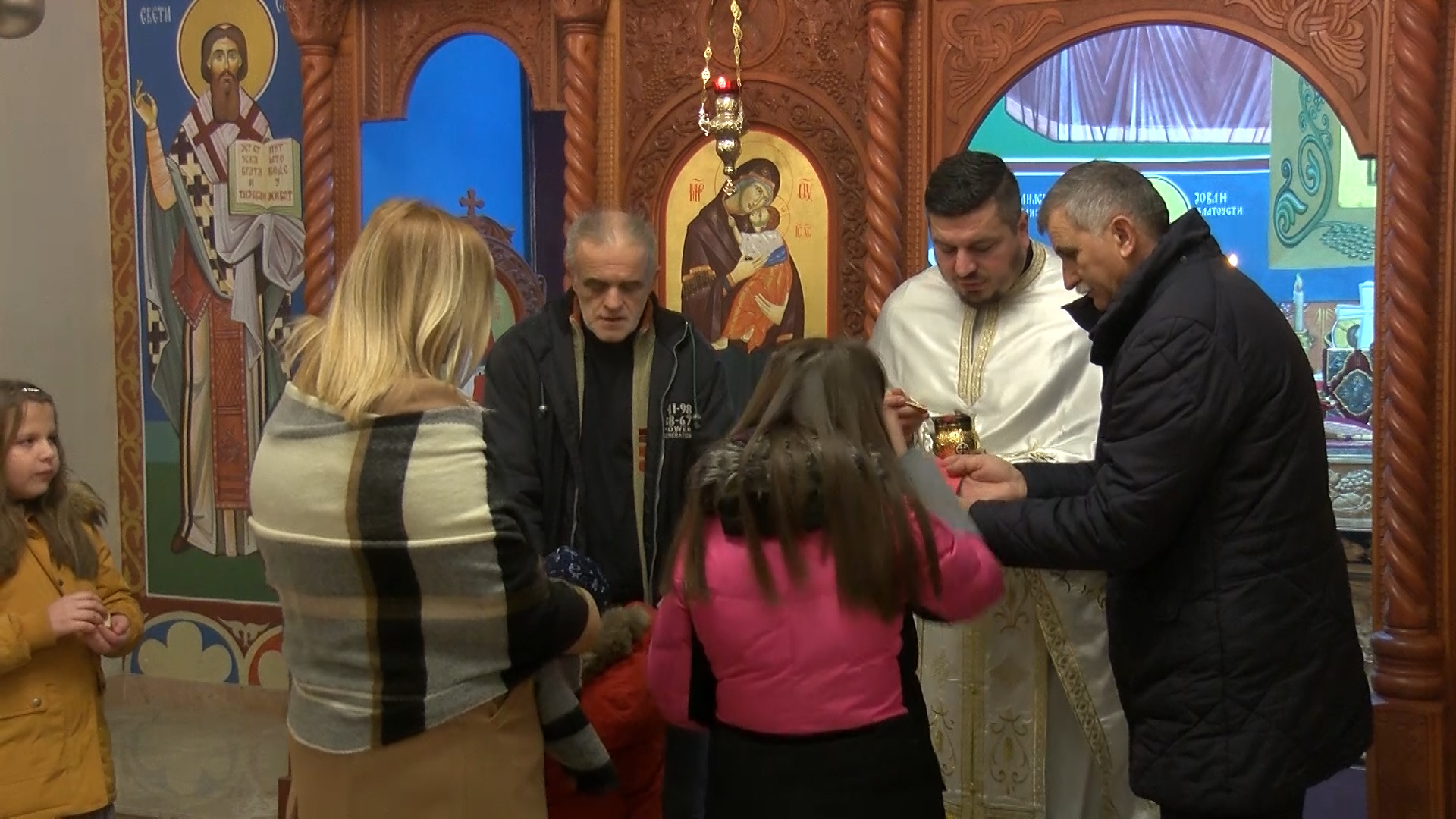 BOŽIĆNA LITURGIJA SLUŽENA U CRKVI SVETOG ILIJE PROROKA U ILIJAŠU | Radio Televizija Vogošća