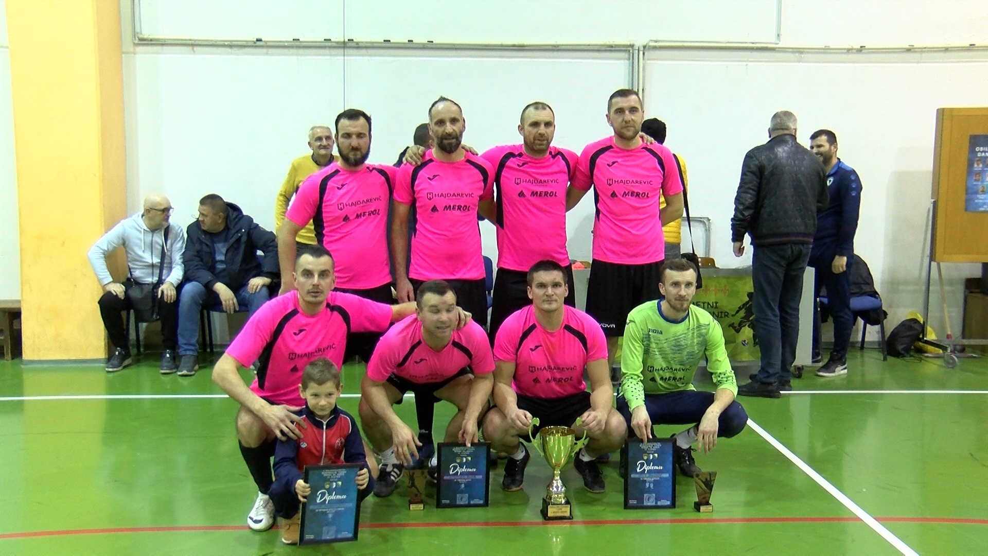 FK JEDINSTVO POBJEDNIK 6. MEMORIJALNOG TURNIRA “11 ZLATNIH” | Radio ...