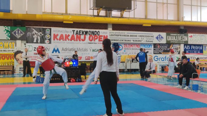 OD SVIH BORILAČKIH SPORTOVA HASAN HADROVIĆ JE IZABRAO TAEKWONDO | Radio ...