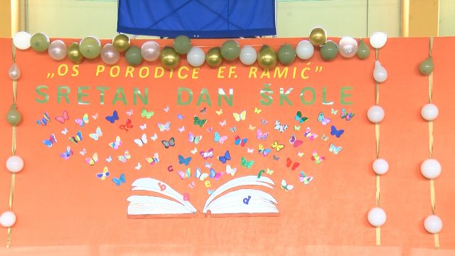SVEČANO OBILJEŽEN DAN OŠ “PORODICE EF. RAMIĆ” U SEMIZOVCU | Radio ...