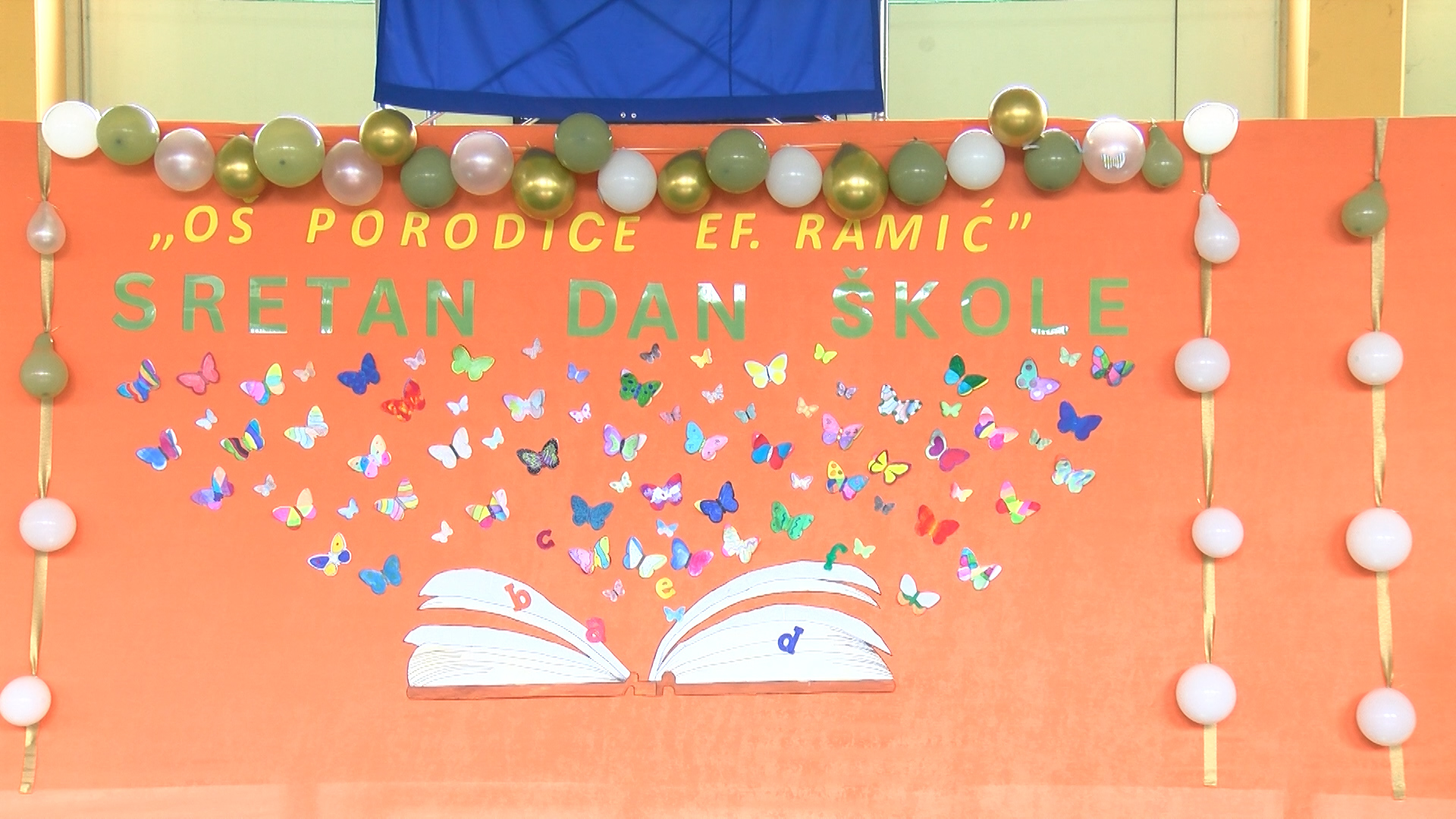 SVEČANO OBILJEŽEN DAN OŠ “PORODICE EF. RAMIĆ” U SEMIZOVCU | Radio ...