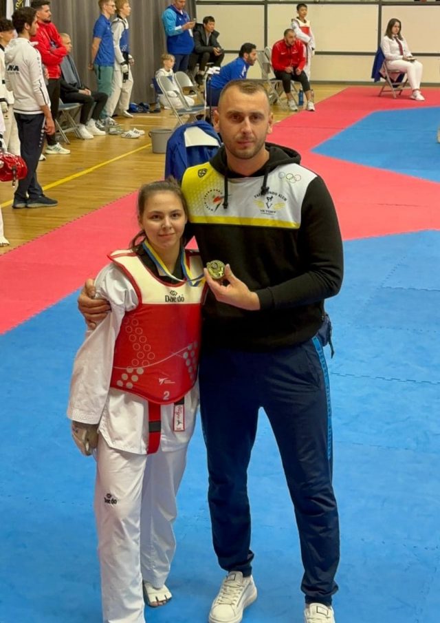 TAEKWONDO KLUB “VICTORY”: AMINA HAJDARPAŠIĆ BRONZANA U ŠVEDSKOJ | Radio ...